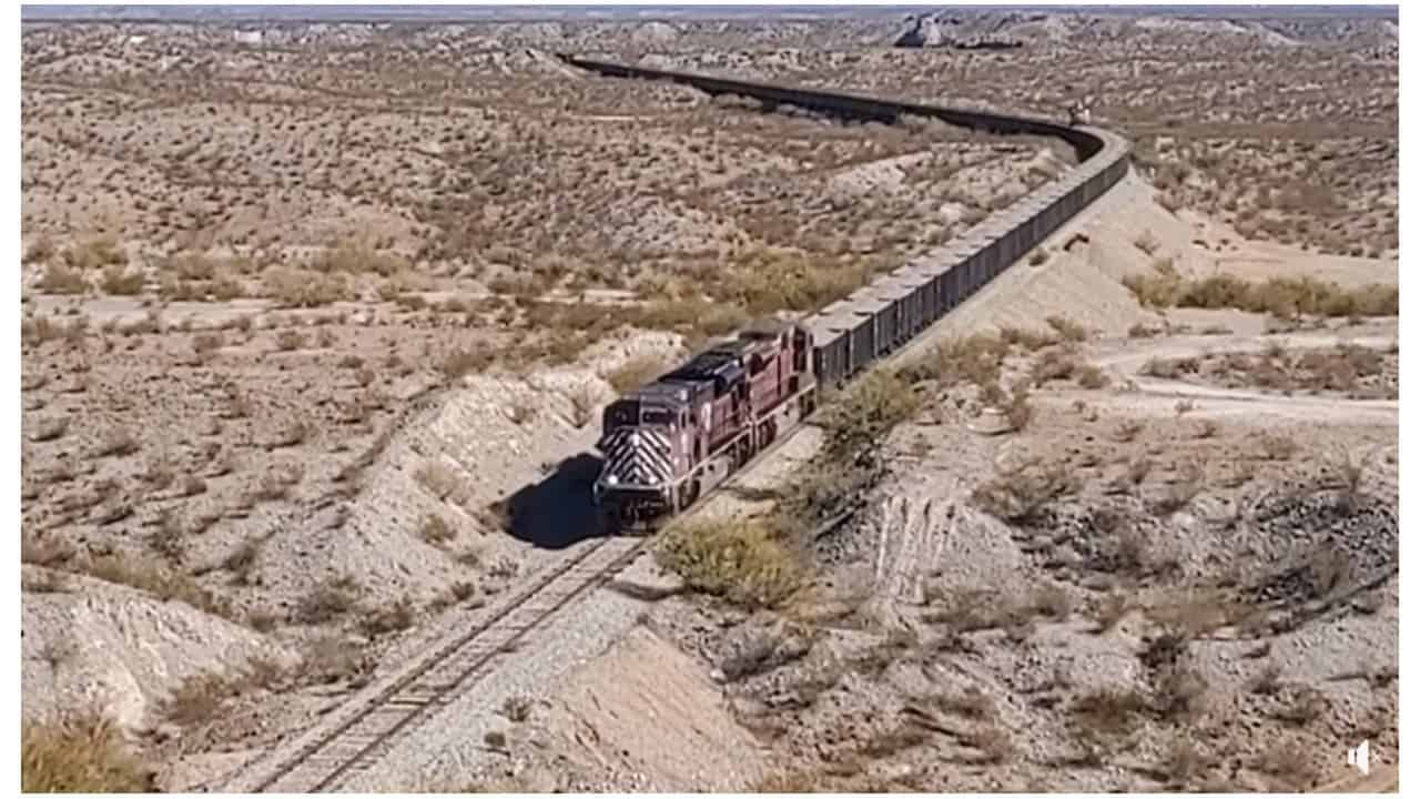1st train in over 15 years uses South Orient RR tracks to Presidio ...